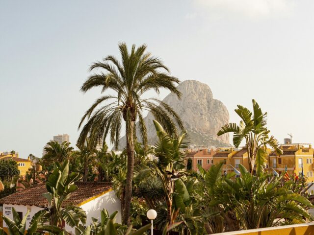 Vous possédez un bien à l’étranger loué via Airbnb ? Attention à la ...